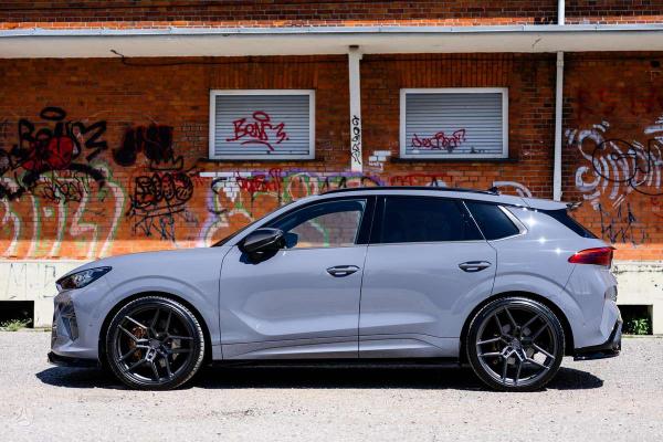 Серый Cupra Terramar 2025 в Мажейкяй, объемом двигателя 1.98 л и пробегом 15 тыс. км за 46000 €, фото 3 на AUTOMOTO.COM.LV