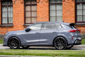 Серый Cupra Terramar 2025 в Мажейкяй, объемом двигателя 1.98 л и пробегом 15 тыс. км за 46000 €, фото 8 на AUTOMOTO.COM.LV