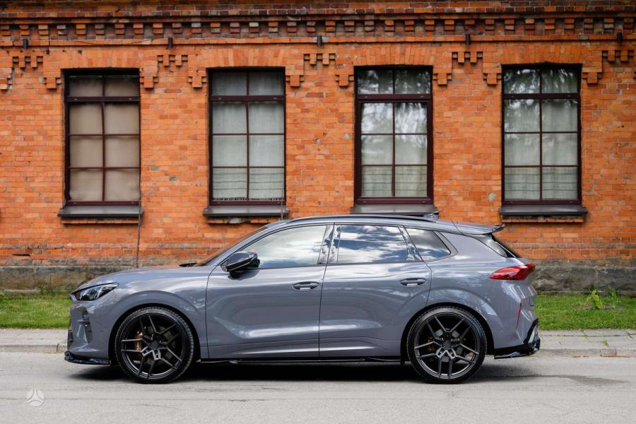 Серый Cupra Terramar 2025 в Мажейкяй, объемом двигателя 1.98 л и пробегом 15 тыс. км за 46000 €, фото 13 на AUTOMOTO.COM.LV