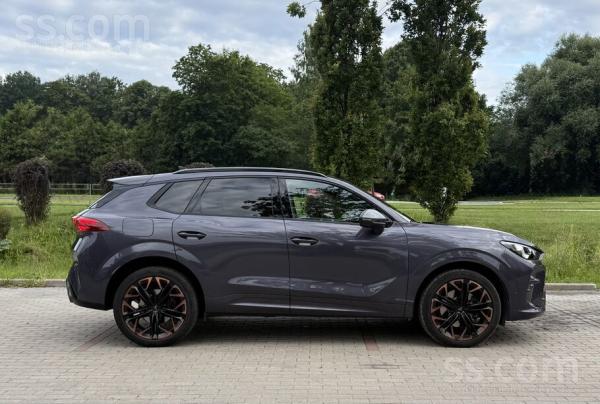 Grey Cupra Terramar 2025 in Riga, with an engine capacity of 1.50 L and mileage of 14 thousand km for 39900 €, photo 2 on AUTOMOTO.COM.LV