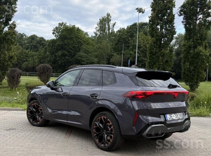 Pelēks Cupra Terramar 2025 Rīga, ar dzinēja tilpumu 1.50 L un nobraukumu 14 tūkst. km par 39900 €, foto 7 vietnē AUTOMOTO.COM.LV