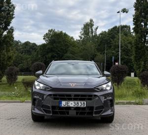 Pelēks Cupra Terramar 2025 Rīga, ar dzinēja tilpumu 1.50 L un nobraukumu 14 tūkst. km par 39900 €, foto 10 vietnē AUTOMOTO.COM.LV