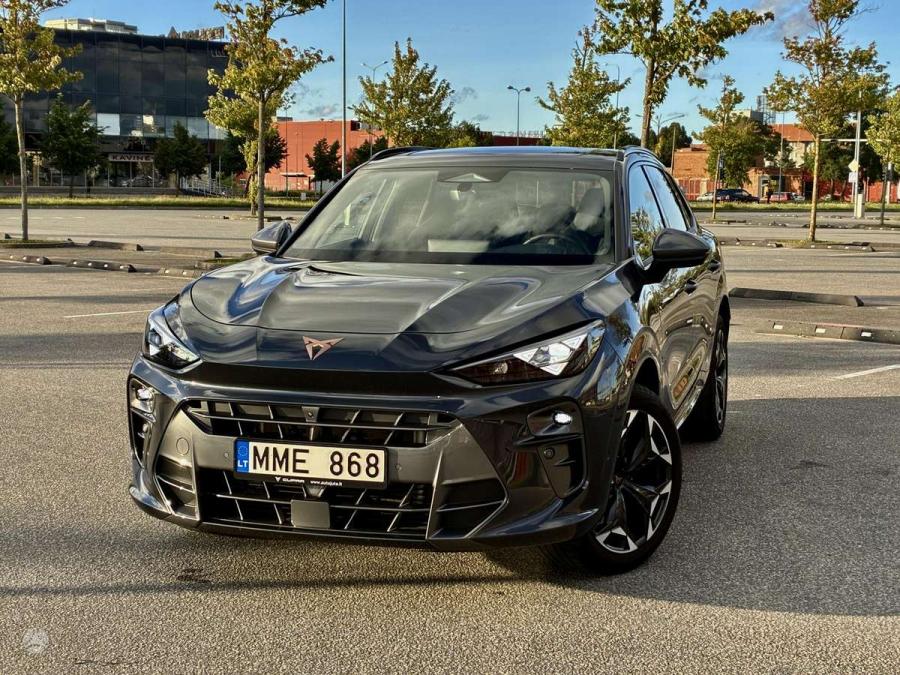 Серый Cupra Terramar 2026 в Вильнюс, объемом двигателя 1.98 л и пробегом 13 тыс. км за 43500 €, фото 1 на AUTOMOTO.COM.LV
