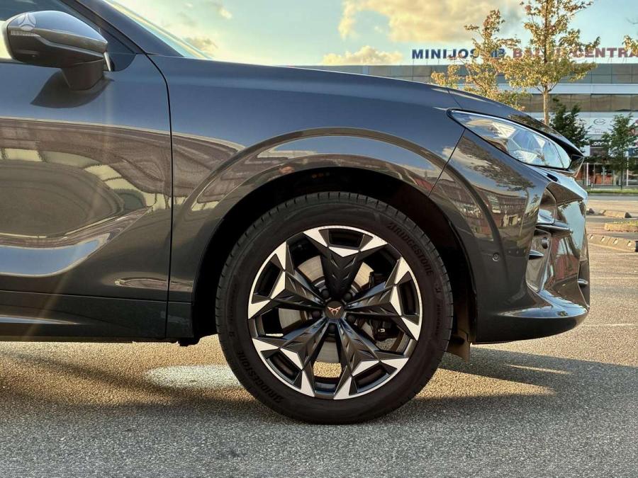 Серый Cupra Terramar 2026 в Вильнюс, объемом двигателя 1.98 л и пробегом 13 тыс. км за 43500 €, фото 9 на AUTOMOTO.COM.LV