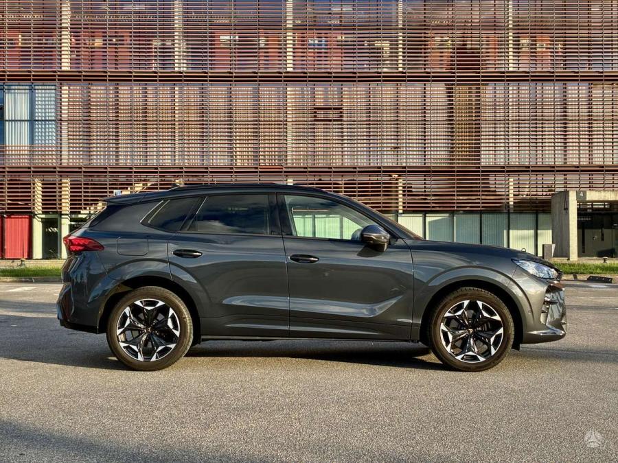 Серый Cupra Terramar 2026 в Вильнюс, объемом двигателя 1.98 л и пробегом 13 тыс. км за 43500 €, фото 11 на AUTOMOTO.COM.LV
