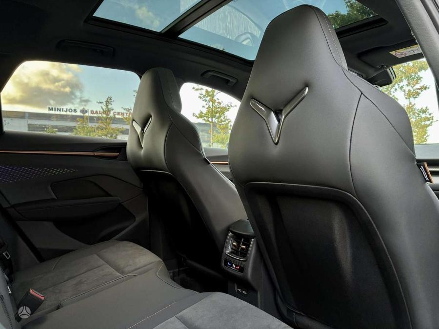 Серый Cupra Terramar 2026 в Вильнюс, объемом двигателя 1.98 л и пробегом 13 тыс. км за 43500 €, фото 18 на AUTOMOTO.COM.LV