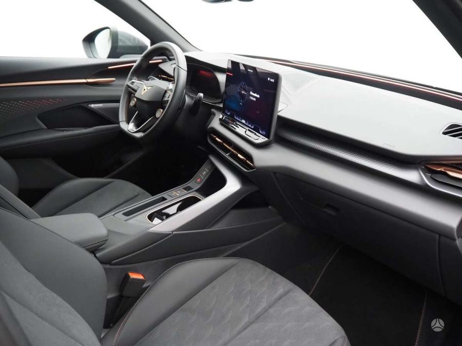 Grey Cupra Terramar 2026 in Vilnius, with an engine capacity of 1.98 L and mileage of 10 thousand km for 42900 €, photo 13 on AUTOMOTO.COM.LV