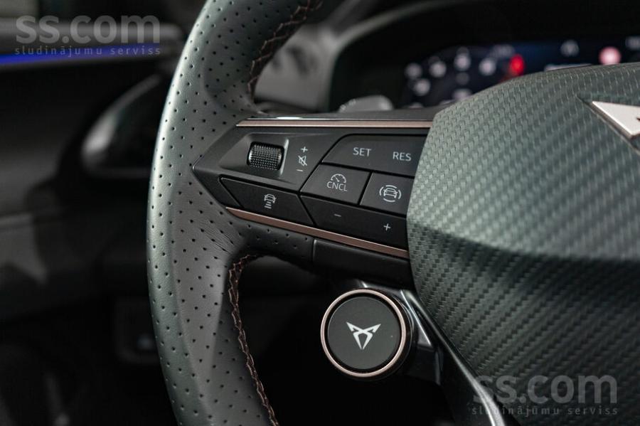 Violet Cupra Terramar 2025 in Riga, with an engine capacity of 2.00 L and mileage of 16 thousand km for 37900 €, photo 24 on AUTOMOTO.COM.LV