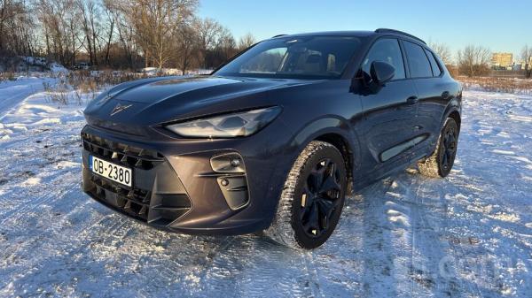 Фиолетовый Cupra Terramar 2025 в Рига, объемом двигателя 1.50 л и пробегом 19 тыс. км за 34000 €, фото 3 на AUTOMOTO.COM.LV
