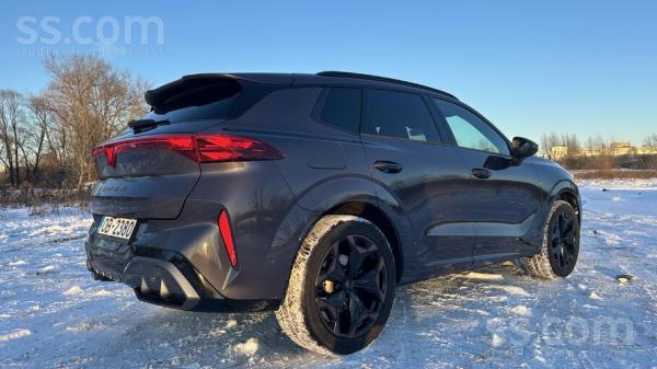 Фиолетовый Cupra Terramar 2025 в Рига, объемом двигателя 1.50 л и пробегом 19 тыс. км за 34000 €, фото 5 на AUTOMOTO.COM.LV