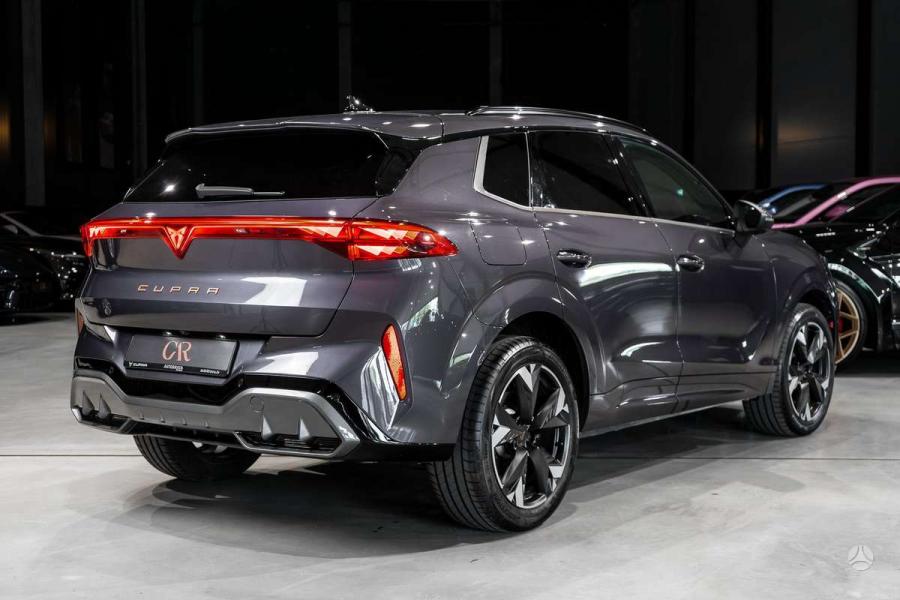 Violets Cupra Terramar 2025 Rīga, ar dzinēja tilpumu 1.98 L un nobraukumu 16 tūkst. km par 36900 €, foto 5 vietnē AUTOMOTO.COM.LV