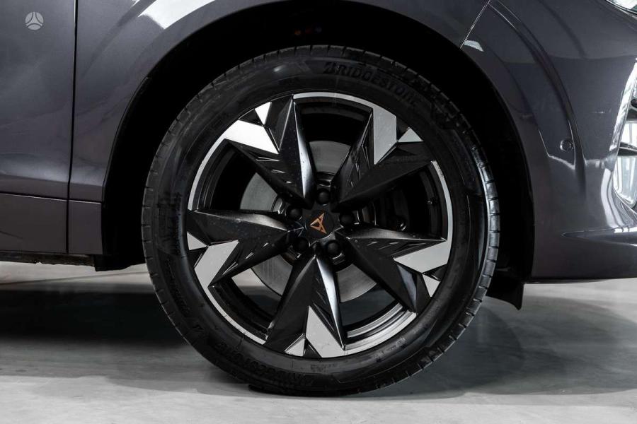 Violets Cupra Terramar 2025 Rīga, ar dzinēja tilpumu 1.98 L un nobraukumu 16 tūkst. km par 36900 €, foto 8 vietnē AUTOMOTO.COM.LV