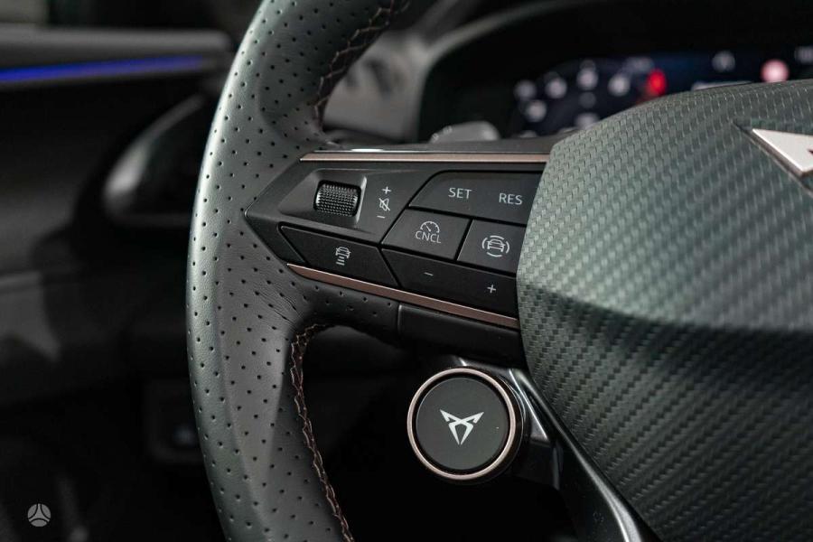 Violets Cupra Terramar 2025 Rīga, ar dzinēja tilpumu 1.98 L un nobraukumu 16 tūkst. km par 36900 €, foto 25 vietnē AUTOMOTO.COM.LV