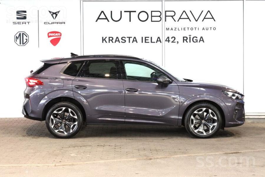 Violet Cupra Terramar 2025 in Riga, with an engine capacity of 2.00 L and mileage of 18 thousand km for 37990 €, photo 6 on AUTOMOTO.COM.LV