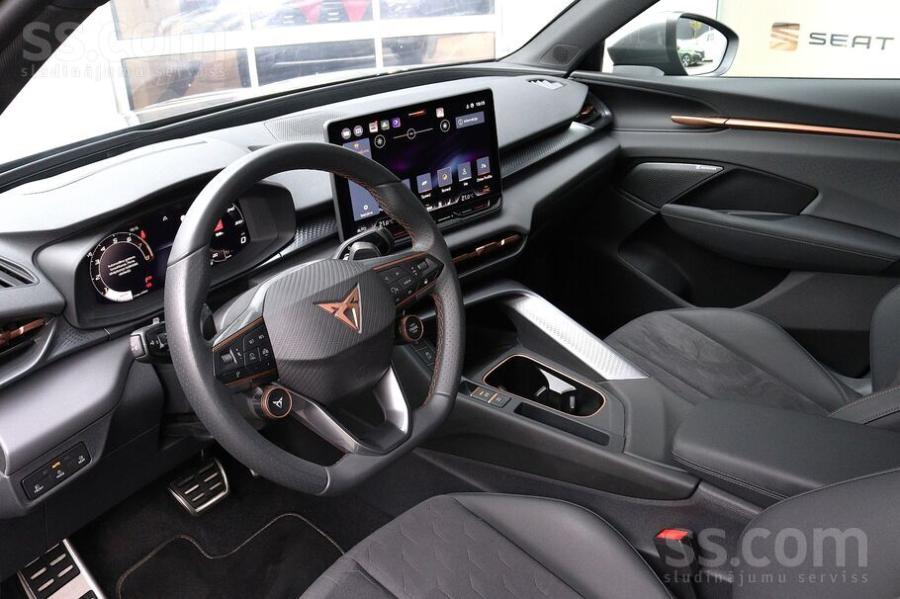 Violet Cupra Terramar 2025 in Riga, with an engine capacity of 2.00 L and mileage of 18 thousand km for 37990 €, photo 10 on AUTOMOTO.COM.LV