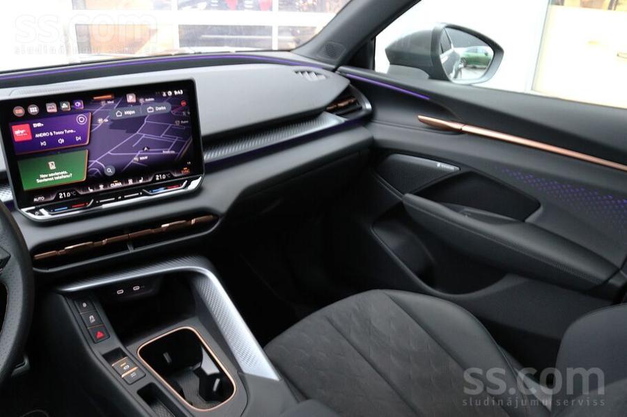 Violet Cupra Terramar 2025 in Riga, with an engine capacity of 2.00 L and mileage of 18 thousand km for 37990 €, photo 13 on AUTOMOTO.COM.LV