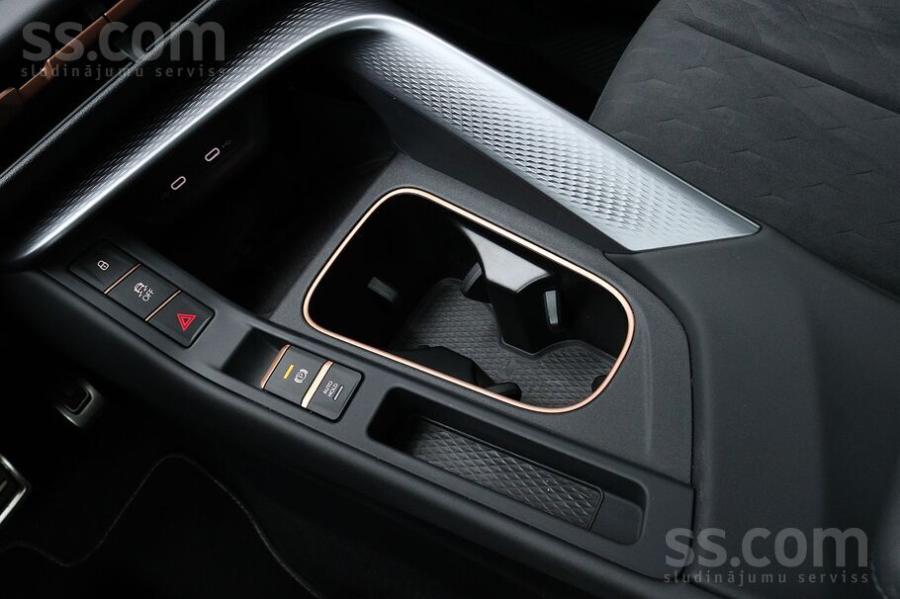 Violet Cupra Terramar 2025 in Riga, with an engine capacity of 2.00 L and mileage of 18 thousand km for 37990 €, photo 26 on AUTOMOTO.COM.LV