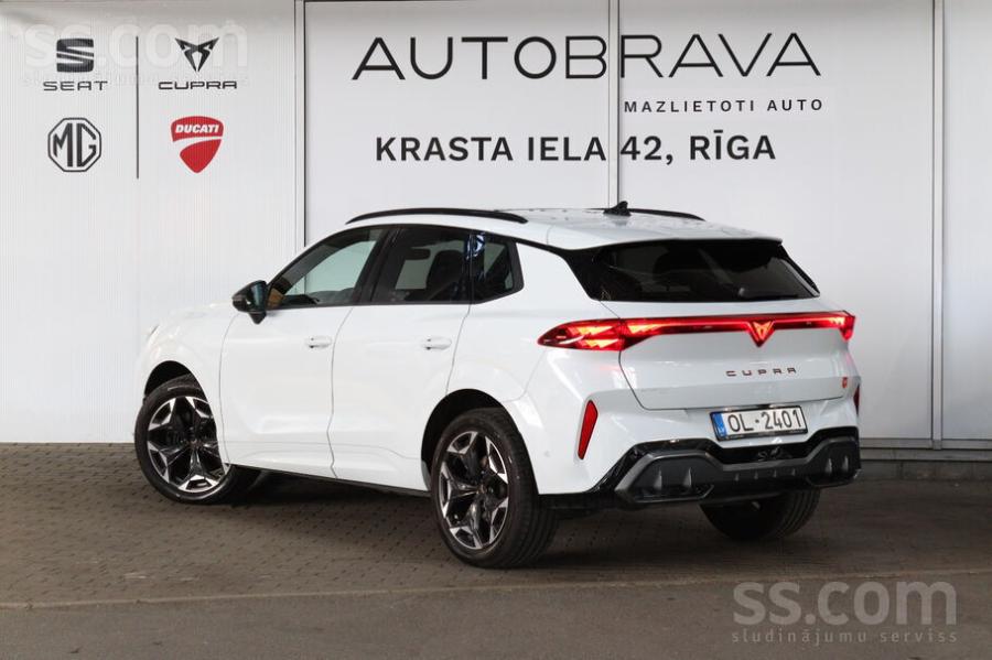 White Cupra Terramar 2025 in Riga, with an engine capacity of 2.00 L and mileage of 17 thousand km for 39990 €, photo 9 on AUTOMOTO.COM.LV