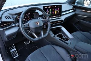 White Cupra Terramar 2025 in Riga, with an engine capacity of 2.00 L and mileage of 17 thousand km for 39990 €, photo 10 on AUTOMOTO.COM.LV