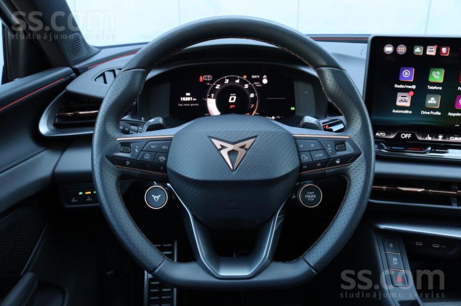 White Cupra Terramar 2025 in Riga, with an engine capacity of 2.00 L and mileage of 17 thousand km for 39990 €, photo 11 on AUTOMOTO.COM.LV
