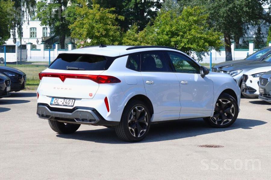 White Cupra Terramar 2025 in Riga, with an engine capacity of 2.00 L and mileage of 17 thousand km for 39990 €, photo 35 on AUTOMOTO.COM.LV