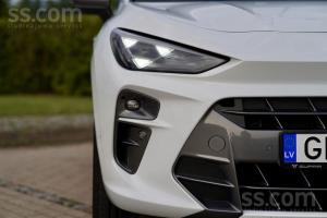 Белый Cupra Terramar 2025 в Рига, объемом двигателя 2.00 л и пробегом 11 тыс. км за 34900 €, фото 15 на AUTOMOTO.COM.LV