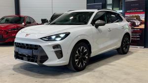 White Cupra Terramar 2025 in Riga, with an engine capacity of 2.00 L and mileage of 11 thousand km for 32490 €, photo 6 on AUTOMOTO.COM.LV