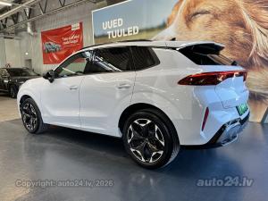 Balts Cupra Terramar 2025 Tallina, ar dzinēja tilpumu 2.00 L un nobraukumu 5 tūkst. km par 45900 €, foto 4 vietnē AUTOMOTO.COM.LV
