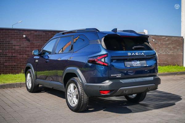 Blue Dacia Bigster 2025 in Marijampole, with an engine capacity of 1.80 L and mileage of 37 thousand km for 24950 €, photo 7 on AUTOMOTO.COM.LV