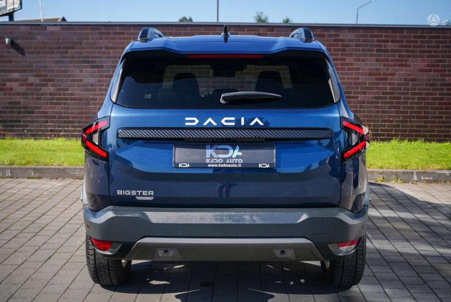 Blue Dacia Bigster 2025 in Marijampole, with an engine capacity of 1.80 L and mileage of 37 thousand km for 24950 €, photo 8 on AUTOMOTO.COM.LV