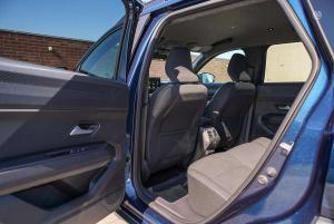 Blue Dacia Bigster 2025 in Marijampole, with an engine capacity of 1.80 L and mileage of 37 thousand km for 24950 €, photo 32 on AUTOMOTO.COM.LV