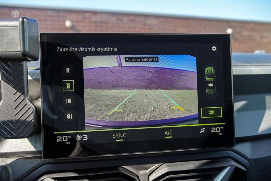 Zils Dacia Bigster 2025 Marijampole, ar dzinēja tilpumu 1.80 L un nobraukumu 37 tūkst. km par 24950 €, foto 18 vietnē AUTOMOTO.COM.LV