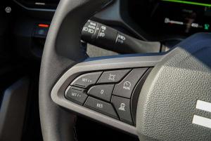Zils Dacia Bigster 2025 Marijampole, ar dzinēja tilpumu 1.80 L un nobraukumu 37 tūkst. km par 24950 €, foto 23 vietnē AUTOMOTO.COM.LV