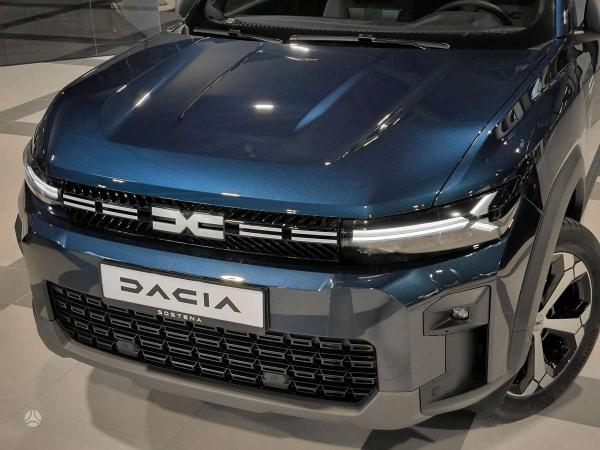 Blue Dacia Bigster 2026 in Vilnius, with an engine capacity of 0.00 L and mileage of 0 thousand km for 32900 €, photo 3 on AUTOMOTO.COM.LV