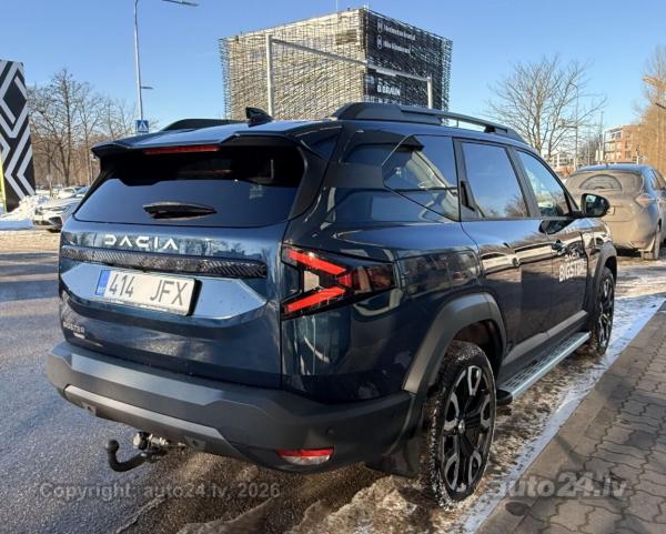 Zils Dacia Bigster 2025 Tallina, ar dzinēja tilpumu 1.80 L un nobraukumu 11 tūkst. km par 29990 €, foto 5 vietnē AUTOMOTO.COM.LV