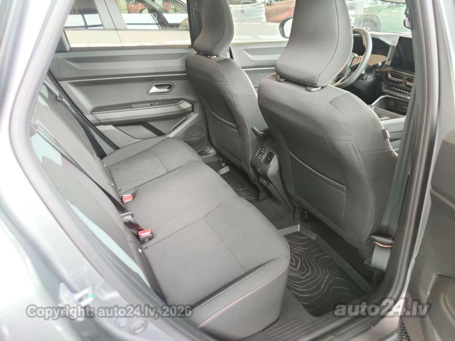 Grey Dacia Bigster 2025 in Tartu, with an engine capacity of 1.80 L and mileage of 11 thousand km for 32290 €, photo 9 on AUTOMOTO.COM.LV