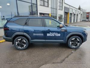 Dacia Bigster 2025 Tartu, ar dzinēja tilpumu 1.20 L un nobraukumu 300 tūkst. km par 32622 €, foto 2 vietnē AUTOMOTO.COM.LV
