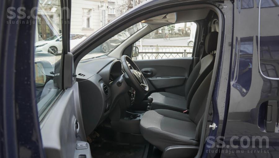 Zils Dacia Dokker 2021 Rīga, ar dzinēja tilpumu 1.50 L un nobraukumu 150 tūkst. km par 5950 €, foto 8 vietnē AUTOMOTO.COM.LV