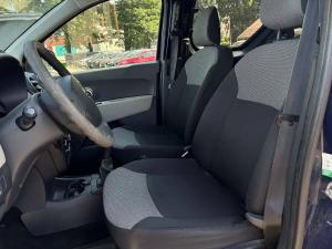 Zils Dacia Dokker 2015 Rīga, ar dzinēja tilpumu 1.50 L un nobraukumu 164 tūkst. km par 3950 €, foto 6 vietnē AUTOMOTO.COM.LV
