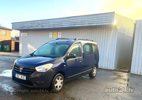 Blue Dacia Dokker 2013 in Tallinn, with an engine capacity of 1.60 L and mileage of 278 thousand km for 2990 €, photo 3 on AUTOMOTO.COM.LV