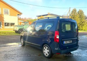 Blue Dacia Dokker 2013 in Tallinn, with an engine capacity of 1.60 L and mileage of 278 thousand km for 2990 €, photo 4 on AUTOMOTO.COM.LV