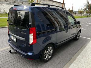 Blue Dacia Dokker 2016 in Tallinn, with an engine capacity of 1.46 L and mileage of 122 thousand km for 5490 €, photo 5 on AUTOMOTO.COM.LV