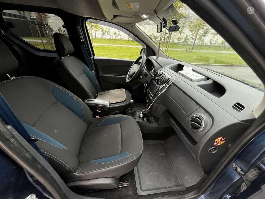Blue Dacia Dokker 2016 in Tallinn, with an engine capacity of 1.46 L and mileage of 122 thousand km for 5490 €, photo 10 on AUTOMOTO.COM.LV