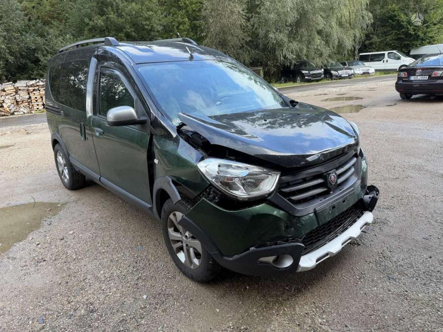Zaļš Dacia Dokker 2017 Kauņa, ar dzinēja tilpumu 1.20 L un nobraukumu 115 tūkst. km par 2350 €, foto 7 vietnē AUTOMOTO.COM.LV