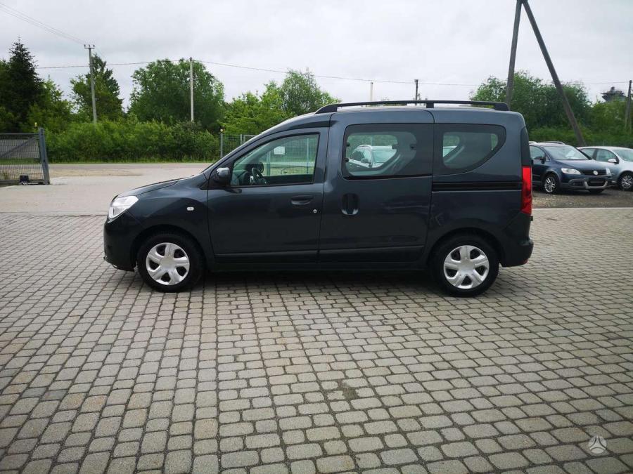Pelēks Dacia Dokker 2014 Radviliškis, ar dzinēja tilpumu 1.20 L un nobraukumu 97 tūkst. km par 4650 €, foto 3 vietnē AUTOMOTO.COM.LV