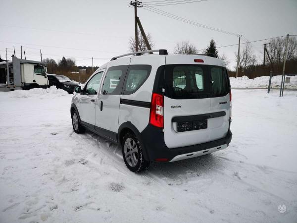 Pelēks Dacia Dokker 2016 Radviliškis, ar dzinēja tilpumu 1.20 L un nobraukumu 148 tūkst. km par 5800 €, foto 3 vietnē AUTOMOTO.COM.LV