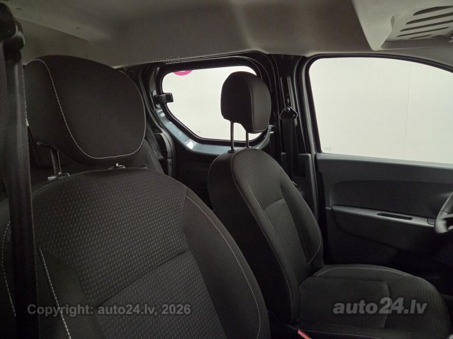 Grey Dacia Dokker 2019 in Tallinn, with an engine capacity of 1.60 L and mileage of 126 thousand km for 6900 €, photo 15 on AUTOMOTO.COM.LV