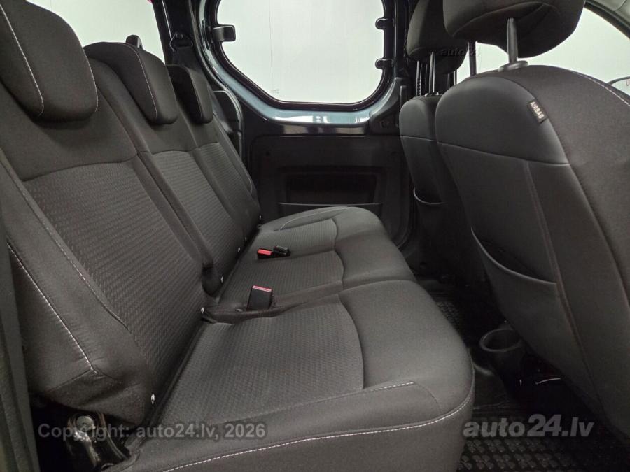 Grey Dacia Dokker 2019 in Tallinn, with an engine capacity of 1.60 L and mileage of 126 thousand km for 6900 €, photo 16 on AUTOMOTO.COM.LV