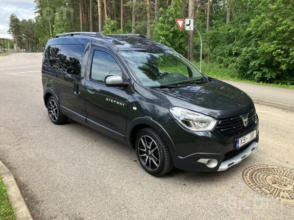 Pelēks Dacia Dokker 2019 Valmiera, ar dzinēja tilpumu 1.50 L un nobraukumu 248 tūkst. km par 6400 €, foto 2 vietnē AUTOMOTO.COM.LV