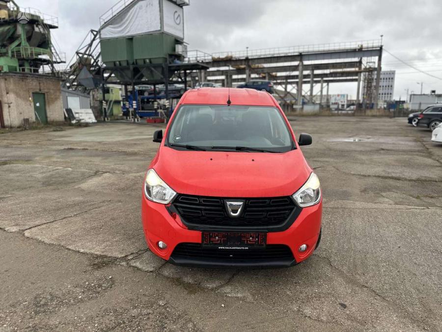 Red Dacia Dokker 2020 in Vilnius, with an engine capacity of 1.46 L and mileage of 290 thousand km for 4235 €, photo 2 on AUTOMOTO.COM.LV